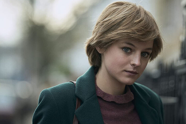 The star of the TV series "The Crown" and queer person Emma Corrin ...