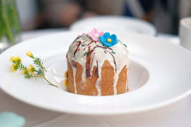 How to decorate the original paska with your own hands: many ideas with ...